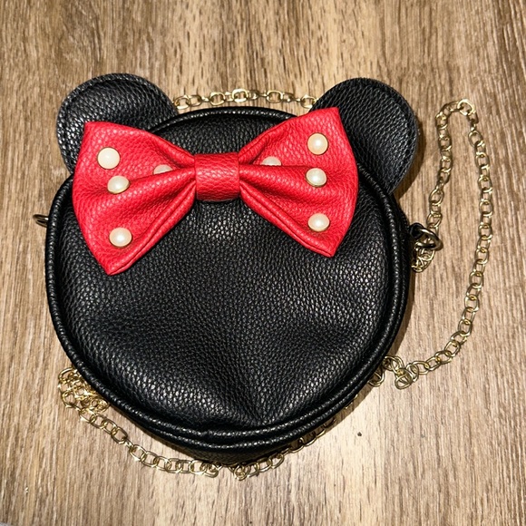 Disney | Bags | Disney Minnie Mouse Purse | Poshmark